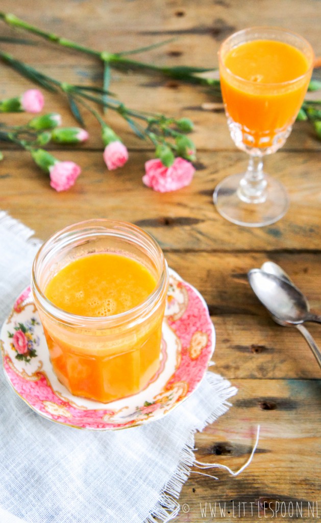 Fris en fruitig sapje van wortel, sinaasappel en gember - Little Spoon