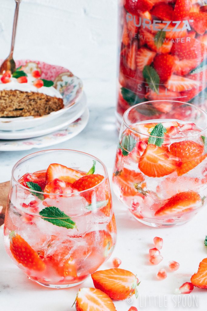 Granaatappel & aardbei water + Purezza Premium Water - Little Spoon